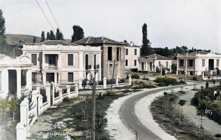 “Παλιές Φωτογραφίες της Βέροιας”: Αρχοντική Βέροια με τα νεοκλασικά της ...