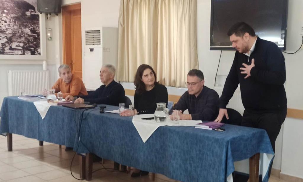 Παρουσιάστηκαν στη Νάουσα οι τόμοι – αφιέρωμα των «Χρονικών» για το ...